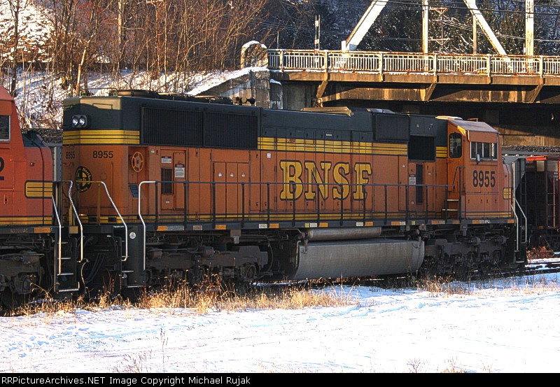 BNSF 8955